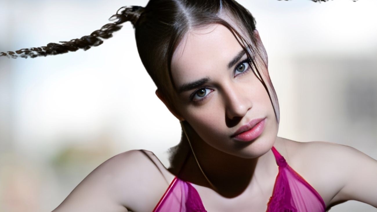 Diamanti grezzi, il testo di Clara. Commento e significato – Teatro e ...